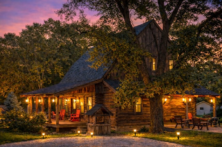 Family Cabin, Fire Pit, River Access, Fishing - Branson, MO