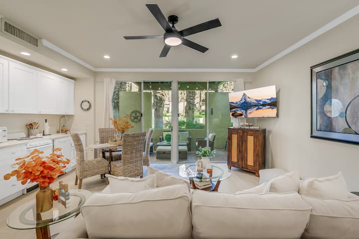 Indian Wells Hideaway With Private Patio And Pool - Indian Wells, CA