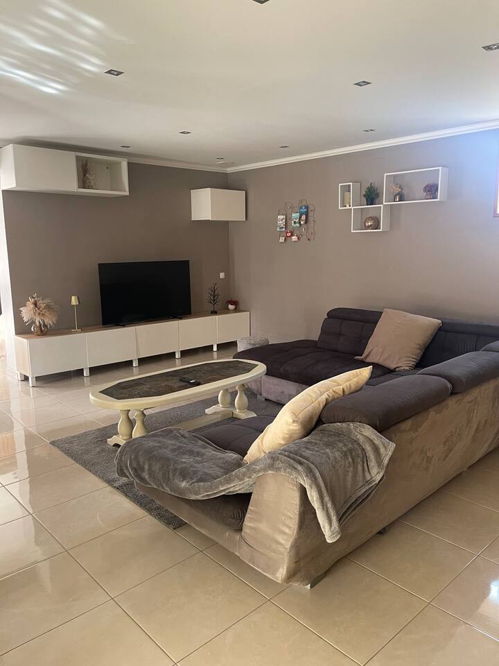Maison Moderne - 1 Chambre - Montargis