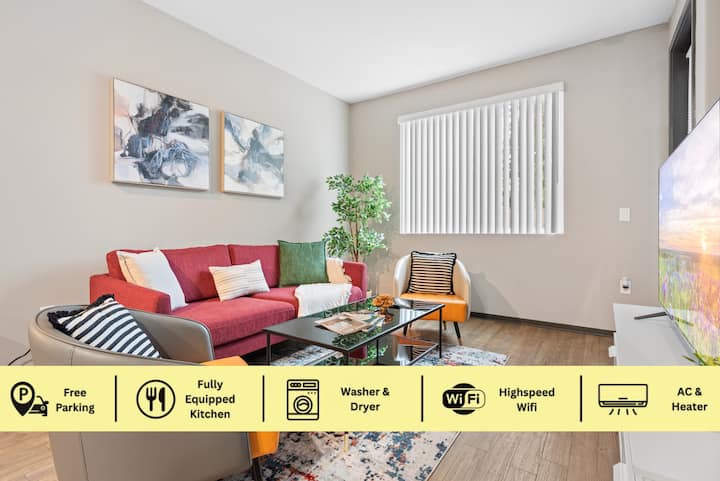 Stylish Irvine Gateway - Central & Prime Location - Irvine, CA