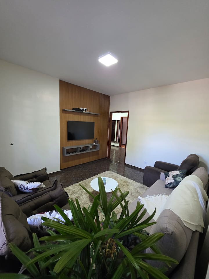 Casa Grande 15 Min Das Cataratas E 8 Min Argentina - Puerto Iguazú