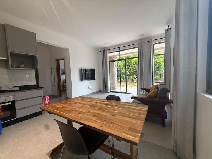 Stylish New 1 Bedroom Apartment In A Green Setting - Zambia