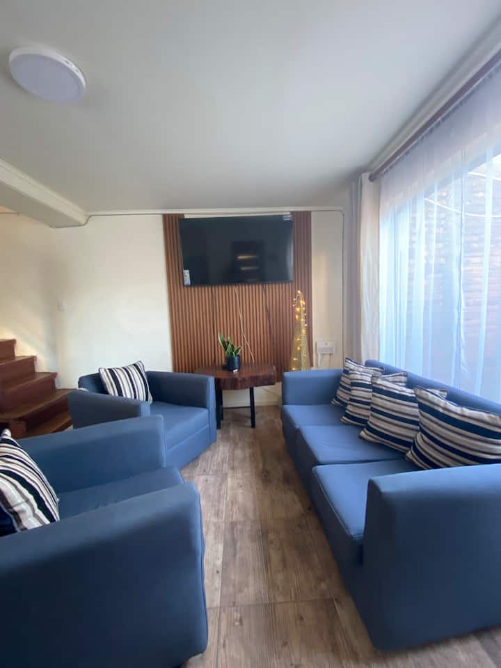 Arriendo Casa Full Amoblada En Centro De Dichato. - Tome