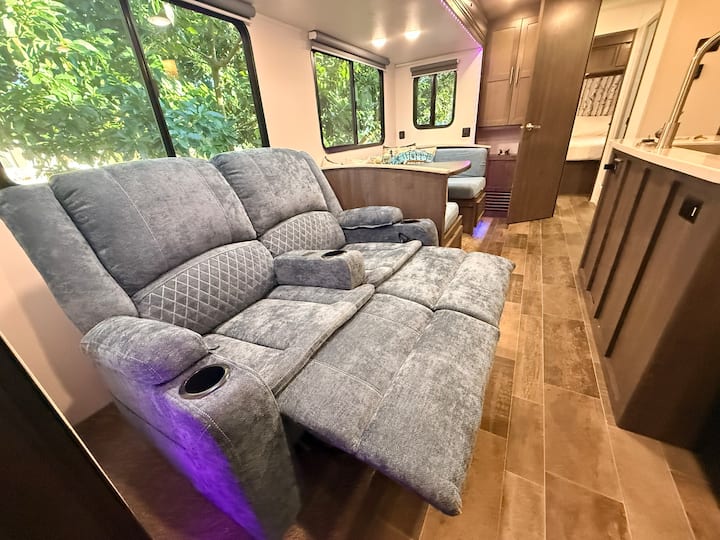 Cozy Lux Camper On Quiet Farm - Apopka, FL