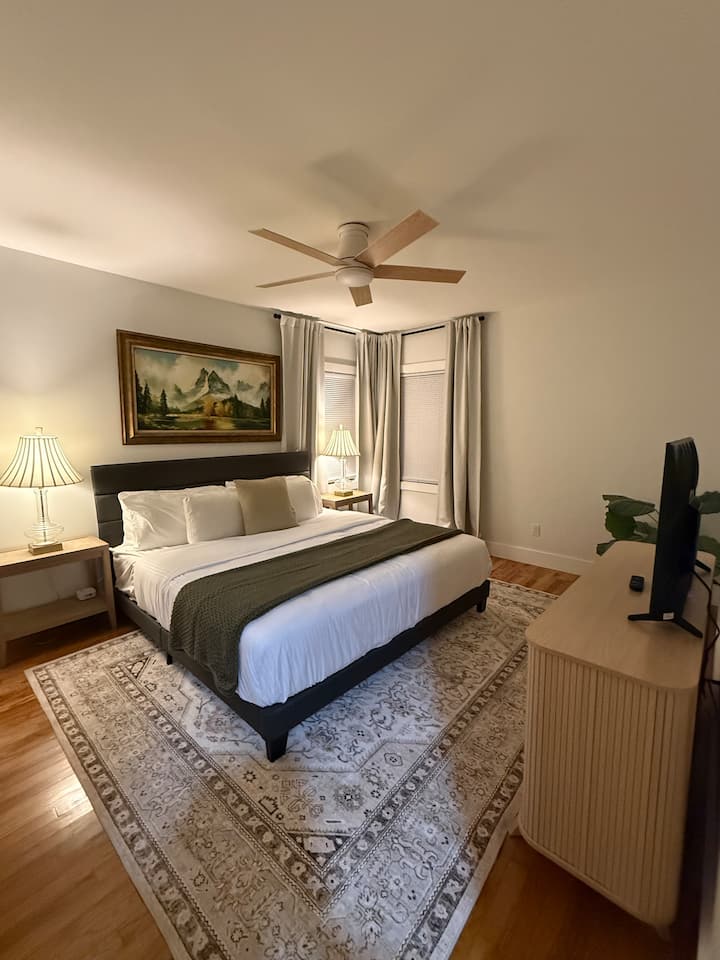 Selma Street Retreat (Walk To The Parades!) - Mobile, AL