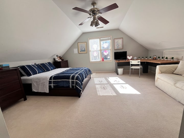 Huge Queen Room Upstairs-peaceful Stay In Ptc - Peachtree City, GA