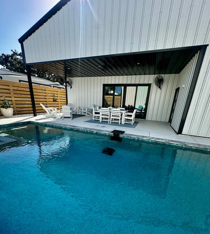 Bay 23 Oasis - Port O'Connor, TX