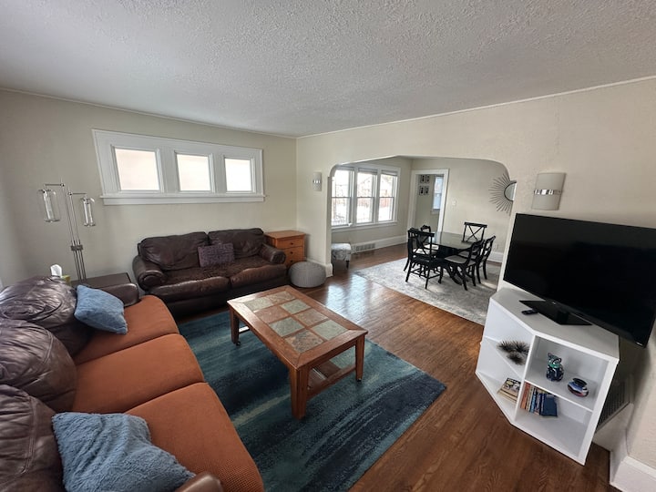 Minneapolis Home Away From Home - Minneapolis, MN