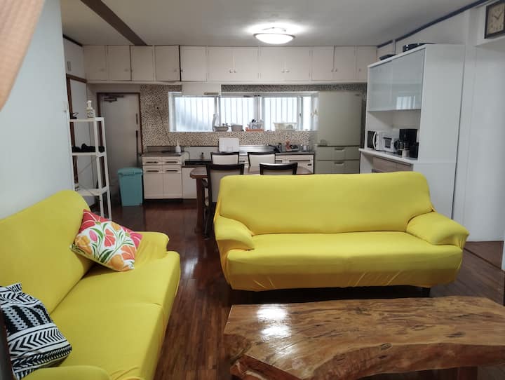 静かで高台の景色の良い家 - Okinawa