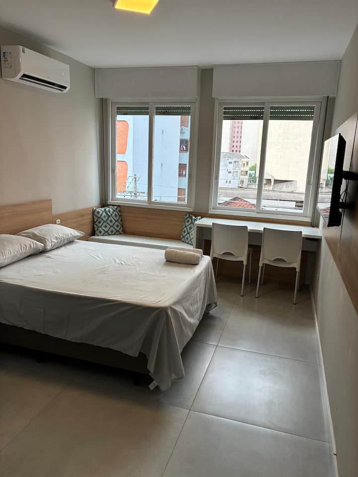 Jk Centro-nh + A/c + Espaço Home Office + Novinho - Novo Hamburgo