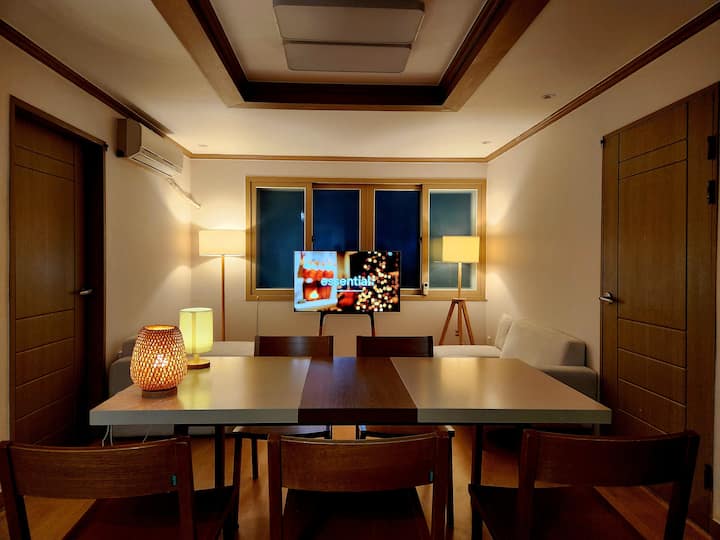 침실3개 침대 4개,  부산역 도보10분 8명도 편하게 쉴 수 있는 집 - Busan