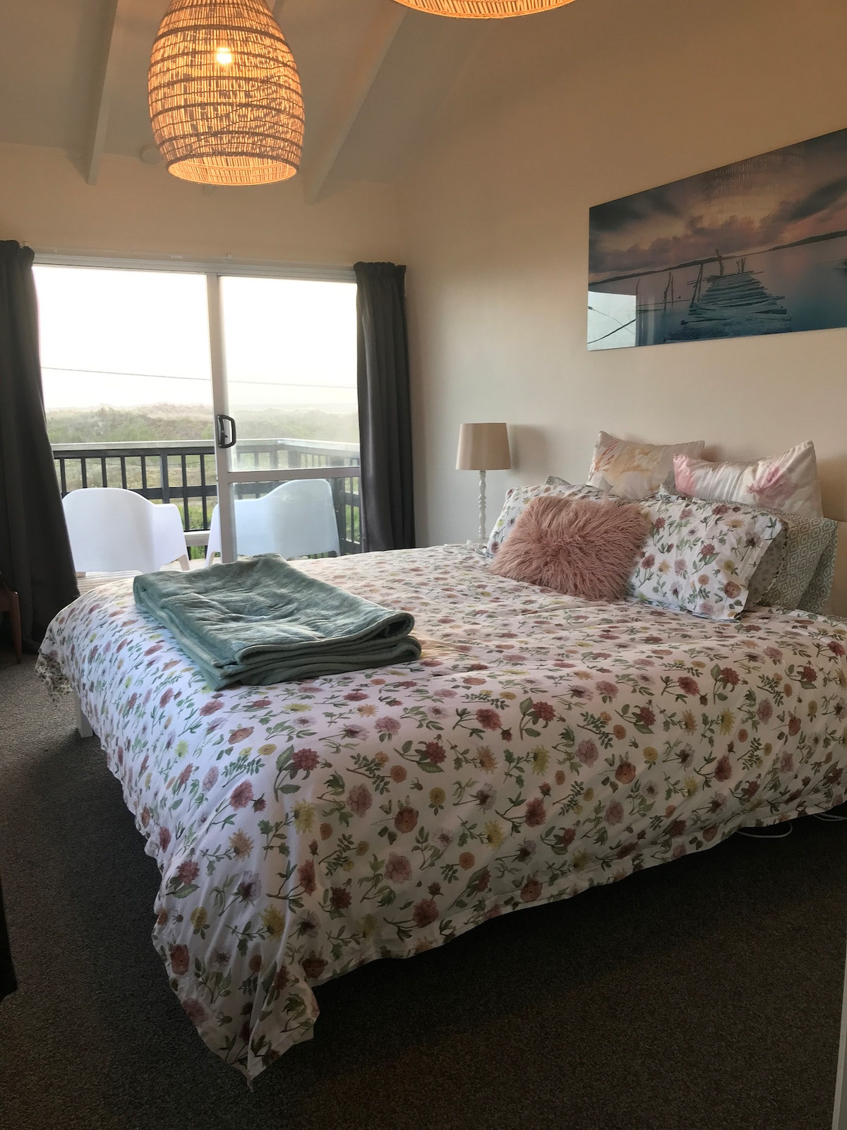 Kiwi Bach au bord de la plage à Glinks Gully - Animaux acceptés ...