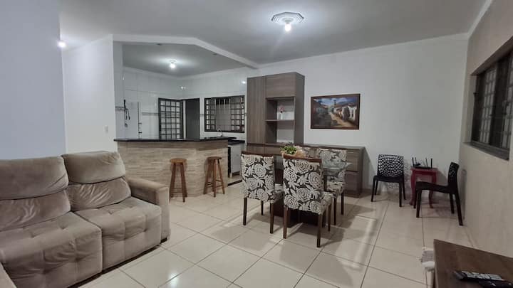 Casa Em Rua Tranquila, Aceita Pet - Presidente Prudente