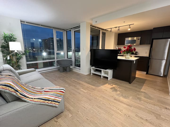 Centre Of Rc 61 - 列治文