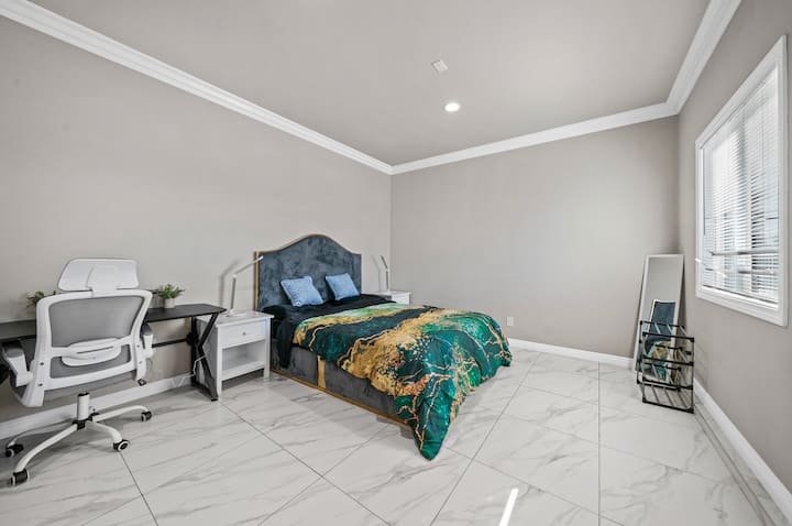 Private Beautiful 1b1b Studio In Baldwin Park-la - West Covina, CA