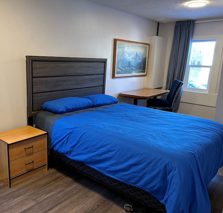 The Teacup Cottage - Calgary