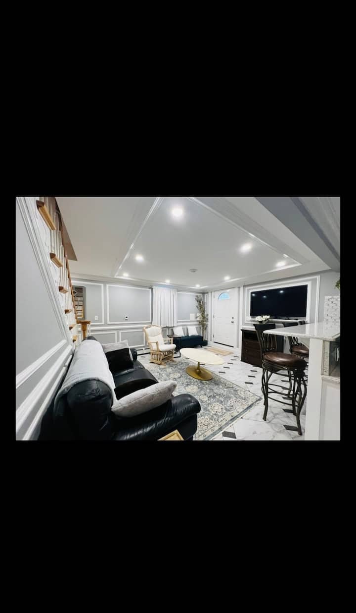 Modern Private Basement Suite W/ Separate Entrance - Valley Stream, NY