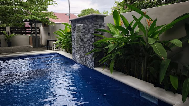 La Casita Piscina Rest House - Dinalupihan