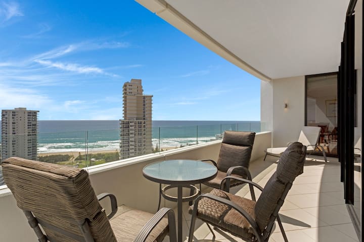 3 Bedroom Sub-penthouse - Aria Broadbeach - Broadbeach