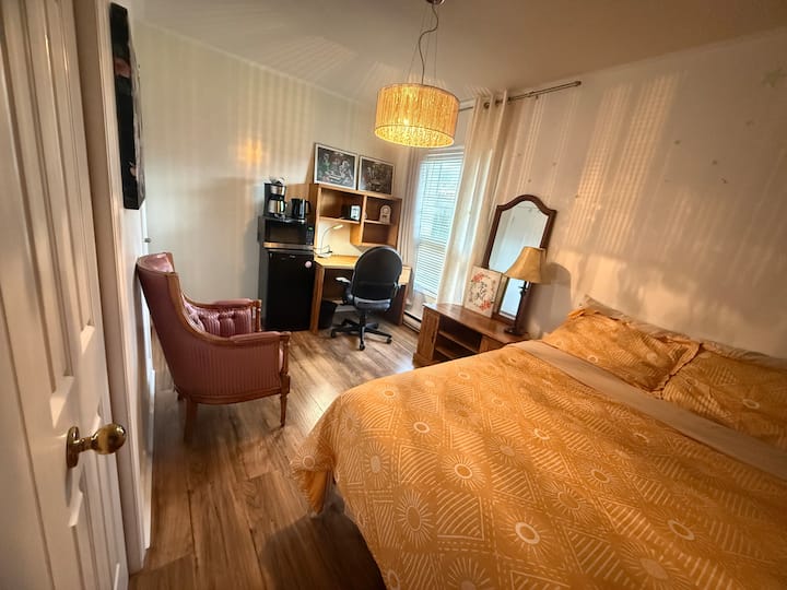 Lovely Private Room Brock University/niagara Falls - St. Catharines