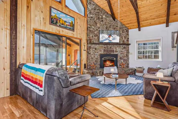 Monarch Mtn Retreat | 15 Min To Skiing - Sleeps 6! - Monarch, CO