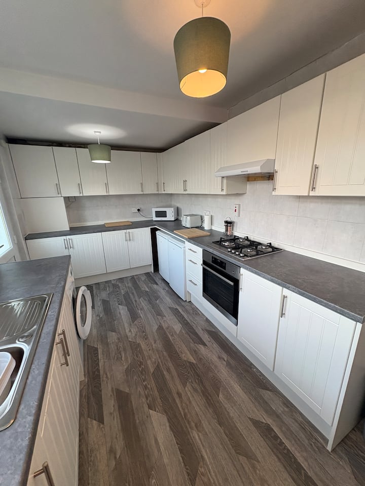 4 Bedroom Home In Glasgow Southside - Glasgow