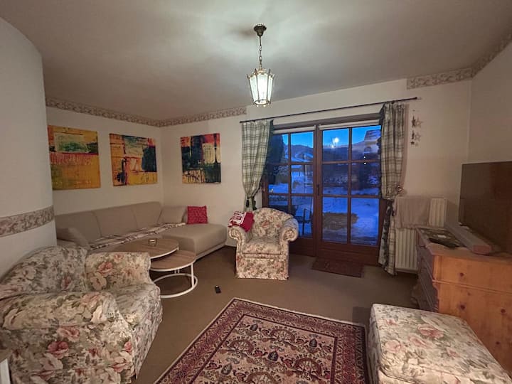 50m² Eg Ferienwohnung In Bester Lage Mittenwalds - Mittenwald