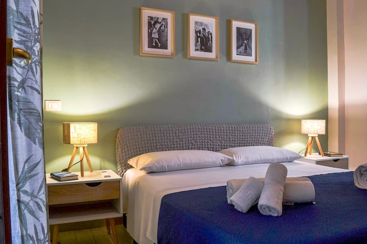 Central Palermo Retreat Walk To Cathedral/markets - Palermo, Italy