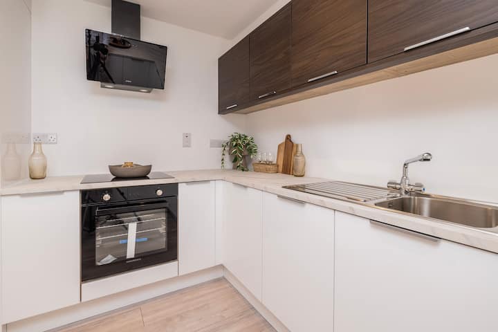 New Two Bed Apartment In The Centre Of Malahide - Portmarnock