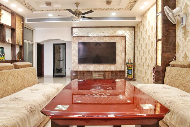 Nest & Fest | Spacious 2bhk Morden Apartment - Indore