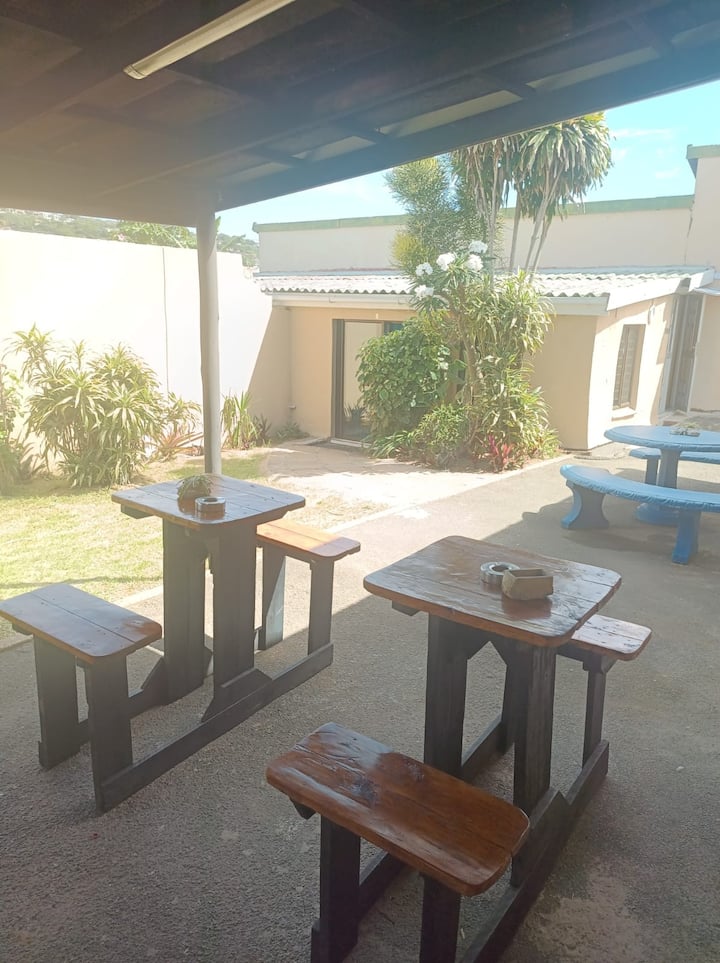 Suburban Self Catering Apartments - Durban