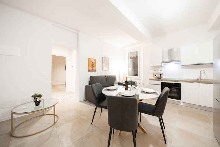 Barolo Apartment, In The Heart Of Bologna - Bologna