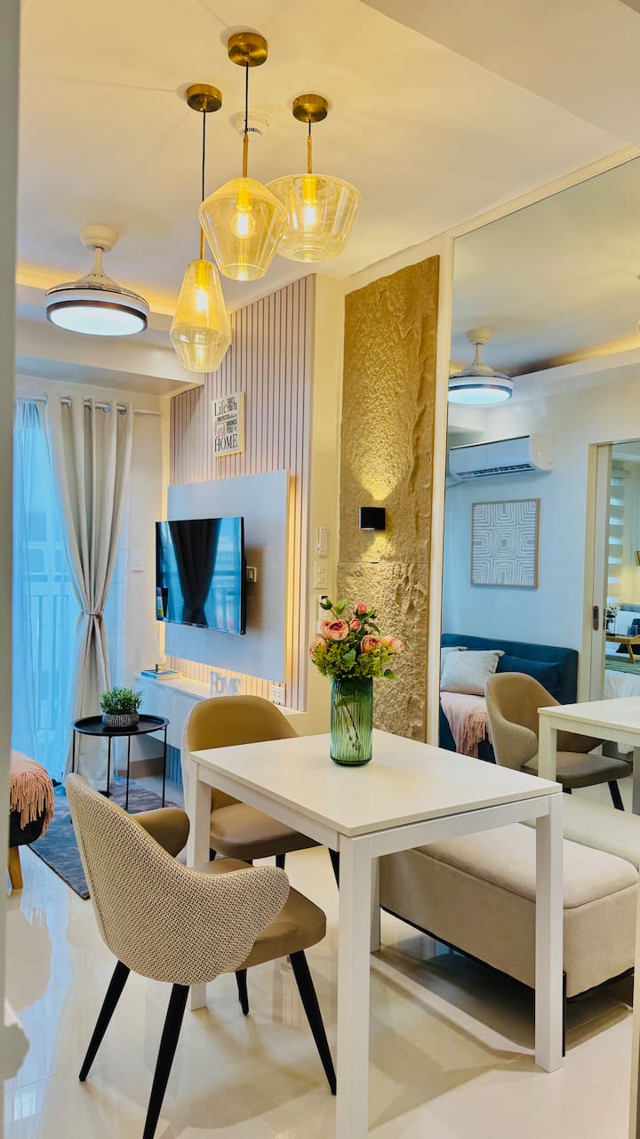 Serene Beige Escape Near Sm City Mall - Iloilo City