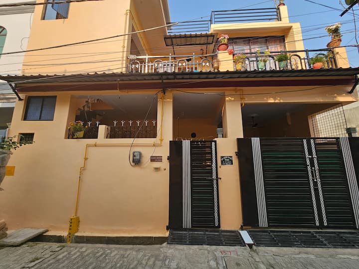 Kutumb Stays | Near Airport & Railway Station - Prayagraj