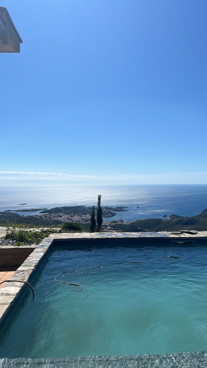 Maison De Charme Avec Piscine, Vue Mer - Cadaqués