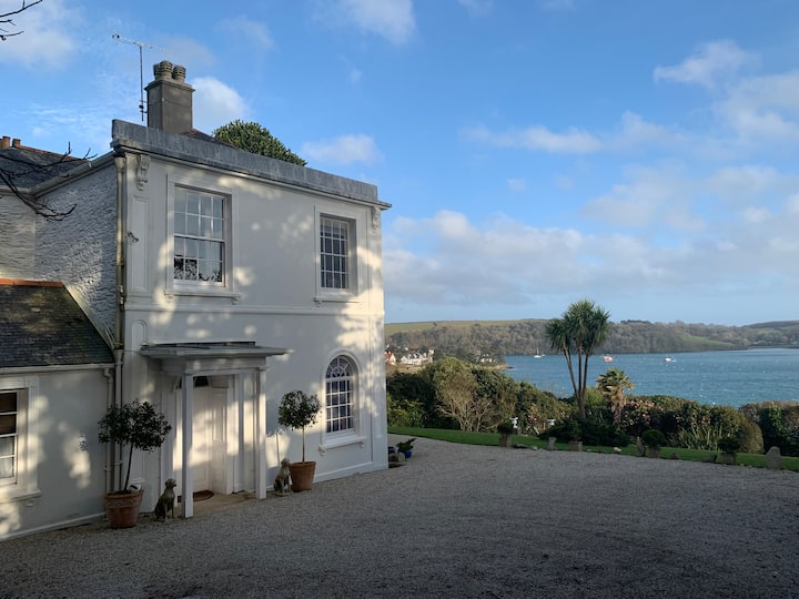Braganza 
Sea View Suite For 2 People. - St Mawes