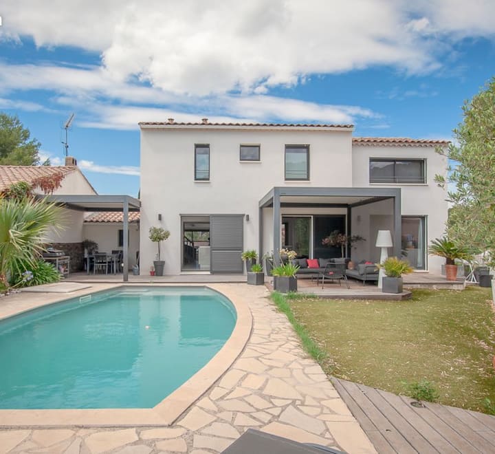 Grande Villa Moderne Avec Piscine à Ventabren - Ventabren