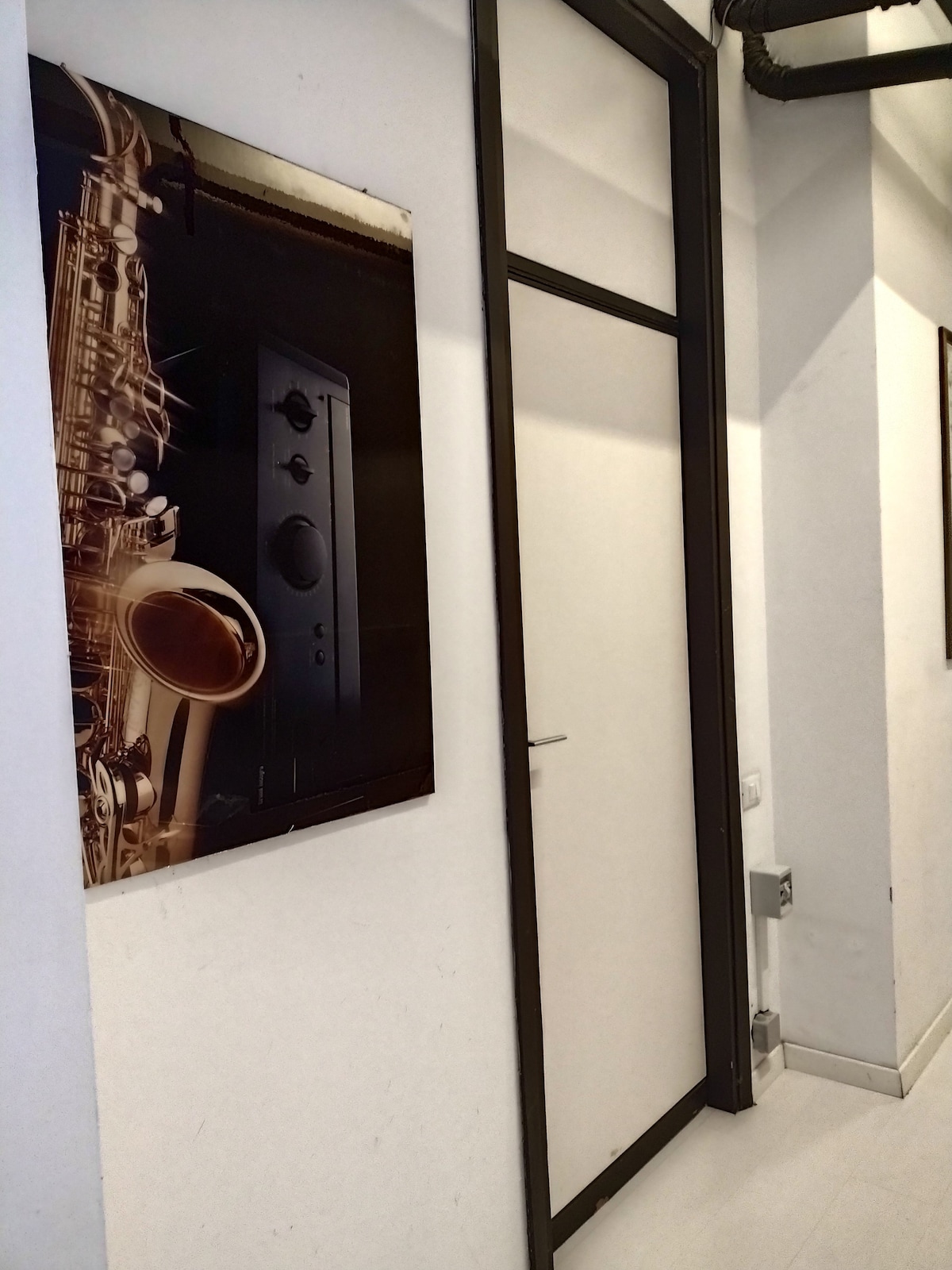 La Chambre Rouge dans un Loft Créatif - Appartements à louer à Milan ...