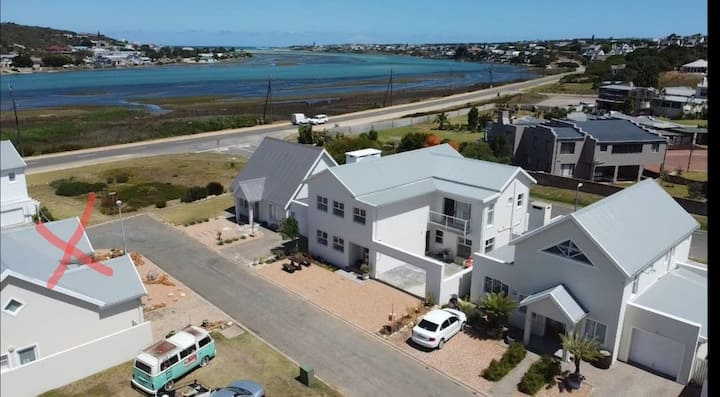 26 Clover - Easy Access To The Goukou River. - Still Bay