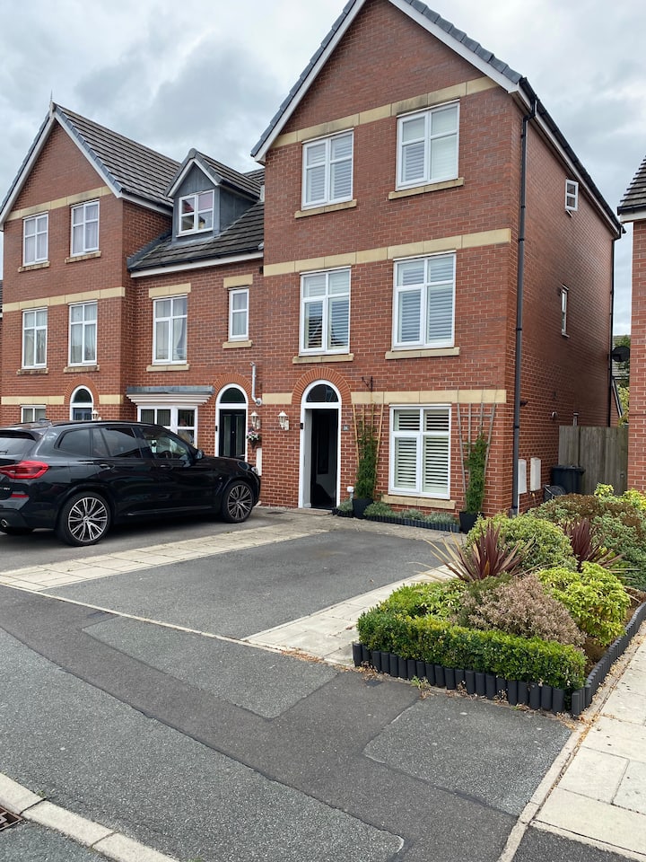 4 Double Rooms, 3 Miles To Royal Birkdale Golf - Southport