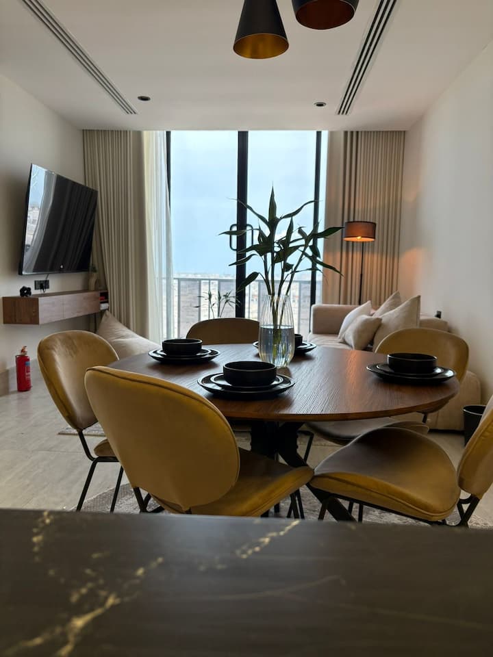 Luxury 2br Apartment With Panoramic Views Balcony - Dammam