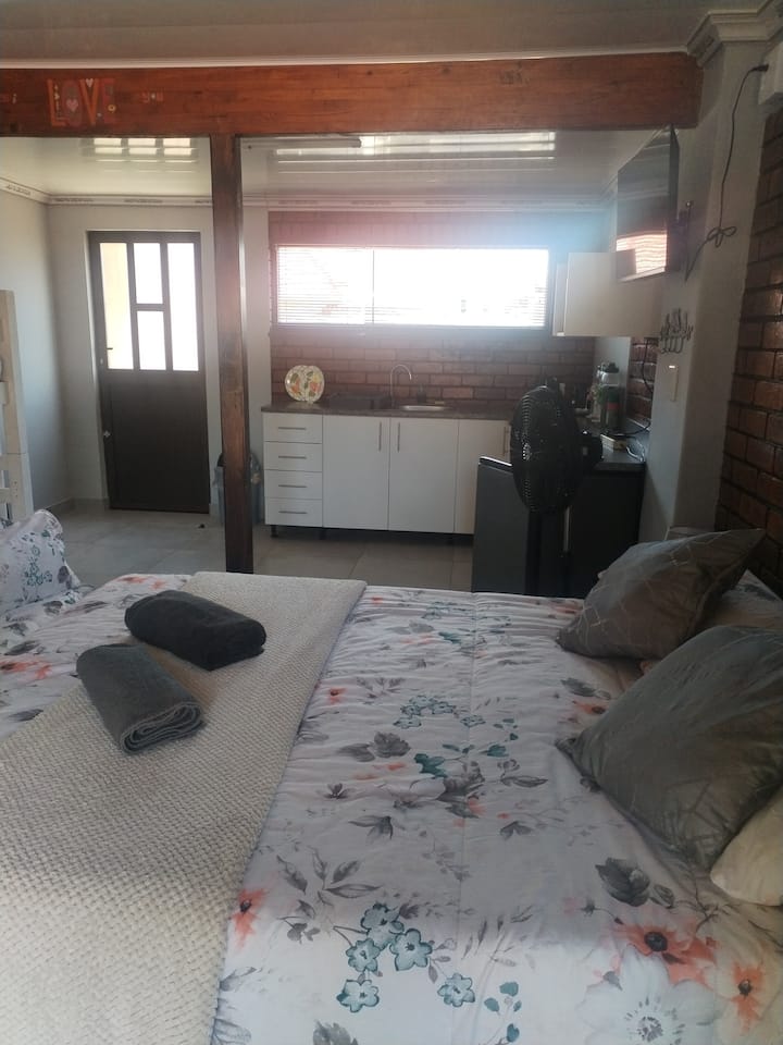 Queens Terrace Unit 1 "Family Unit" - Amanzimtoti