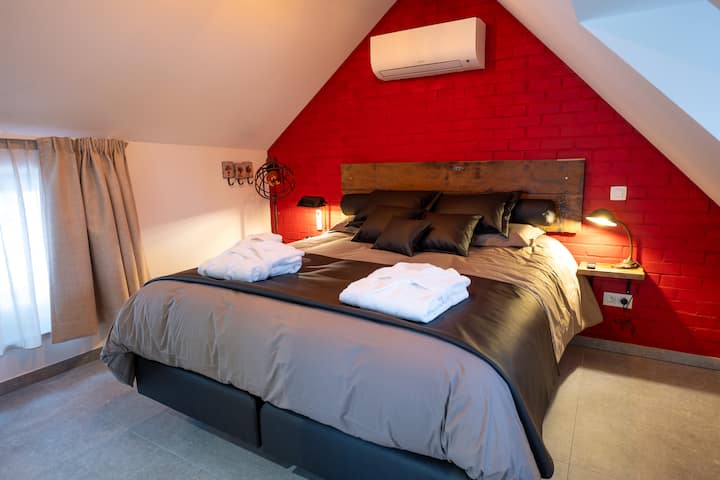 Les Jardins De La Ferme - Chambre Le Fenil - Herstal