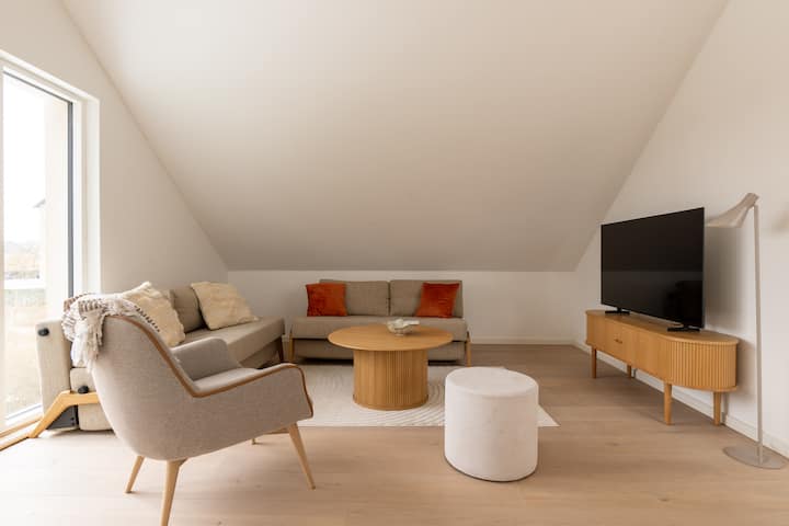 Sunlit Loft Apartment In Valby W/ Parking For 8 - Copenhagen