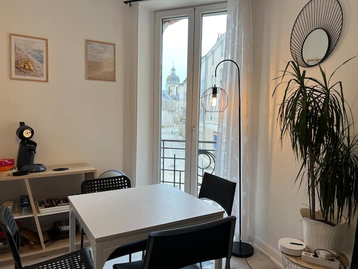 ღ Anthélios • Studio Cosy Centre Ville Animé Wifi - La Rochelle
