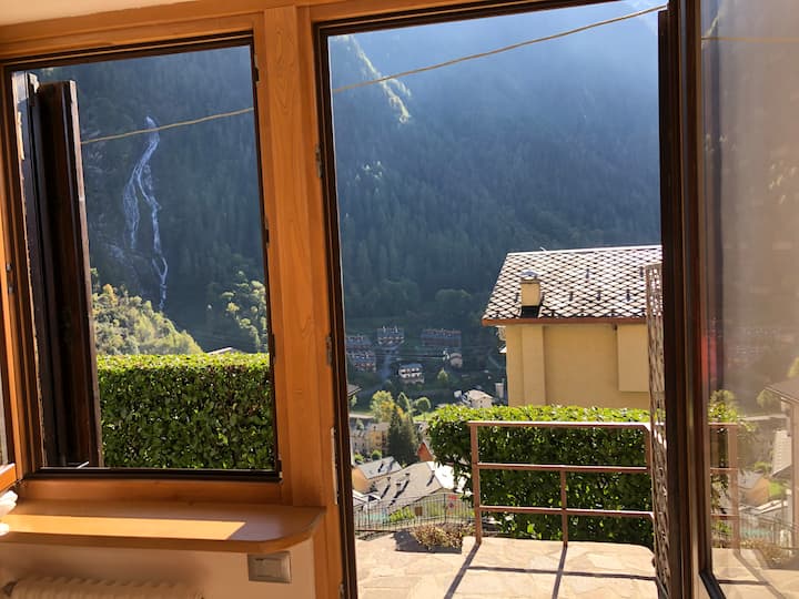 Bilocale Con Terrazza Esterna E Giardino - Piazzatorre