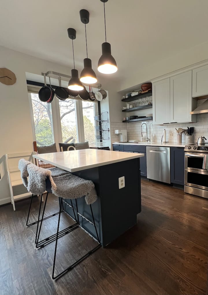 Family-friendly Arlington Townhouse Near Metro - Arlington, VA
