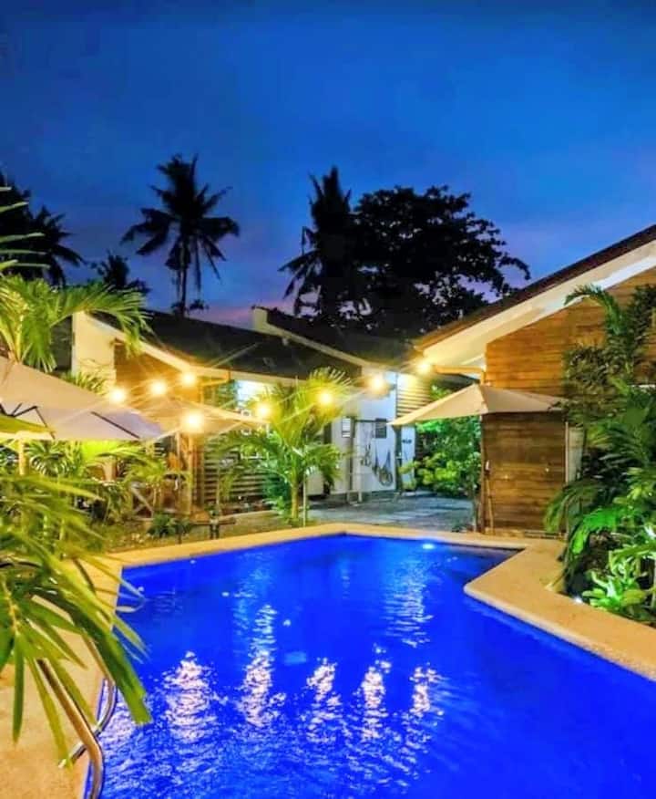 Barn Hostel Family Room Stable 7 - Panglao