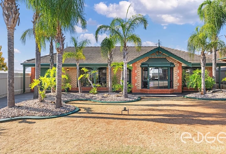 Comfy 2-bedroom Stay | Clean & Quiet | Great Value - Salisbury