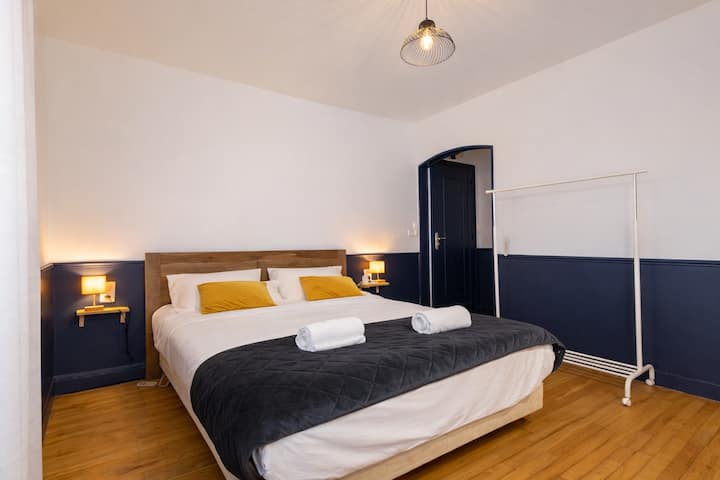 Une Maison En Centre Ville - Cholet